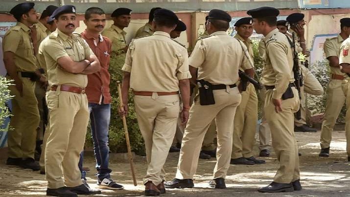 hathras gangrape case uttar pradesh special tash force raids delhi PFI offices student wing ...