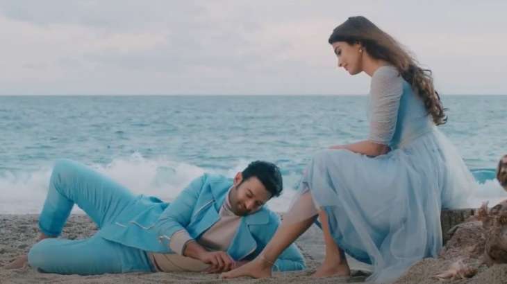 Radhe Shyam trailer out: Prabhas, Pooja Hegde's love saga sure to tug ...