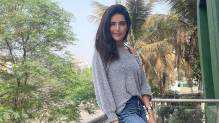 Karishma Tanna to play journalist Jigna Vora whose book inspired 'Scoop ...