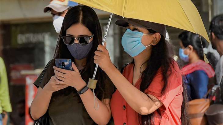 Scorching heatwave continues in Delhi as maximum temperature breaches ...