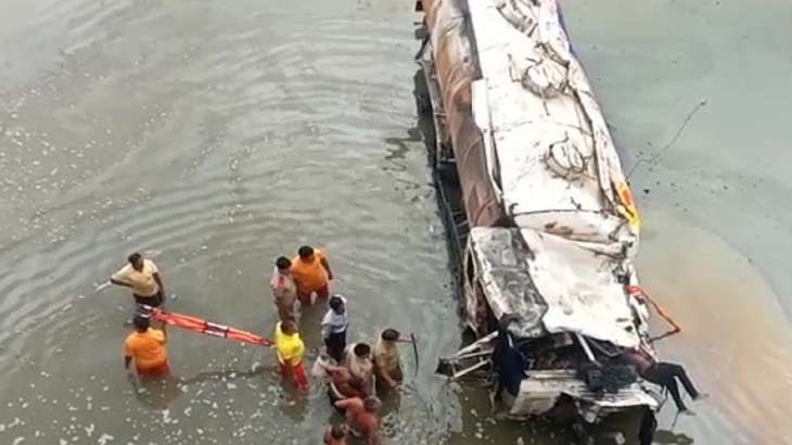 Odisha: 4 dead after oil tanker explodes in Nayagarh | India News ...