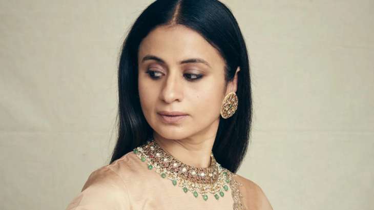 Rasika Dugal aka Beena Tripathi of Mirapur begins shoot for show's ...