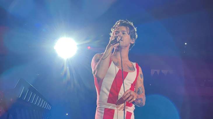 Harry Styles sets stage on fire with first Madison Square Garden show ... Harry Styles sets stage on fire with first Madison Square Garden show ...