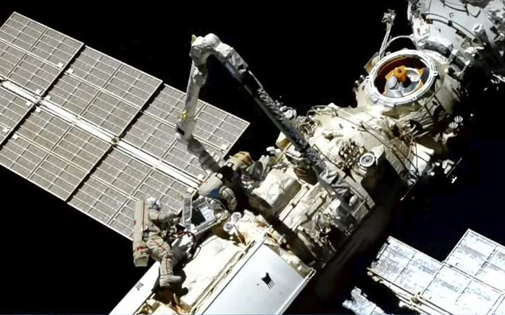 Chinese astronauts go on spacewalk from new station | World News – India TV