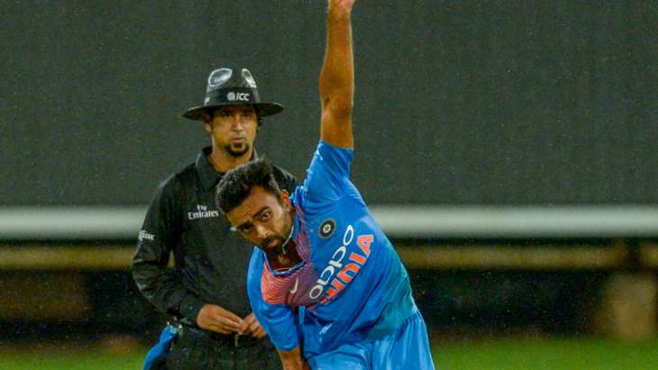 IND vs BAN: Jaydev Unadkat replaces Mohammed Shami for Test series ... IND vs BAN: Jaydev Unadkat replaces Mohammed Shami for Test series ...