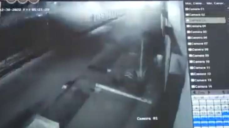 Rishabh Pant accident: CCTV captures moment cricketer's car crashes on ...