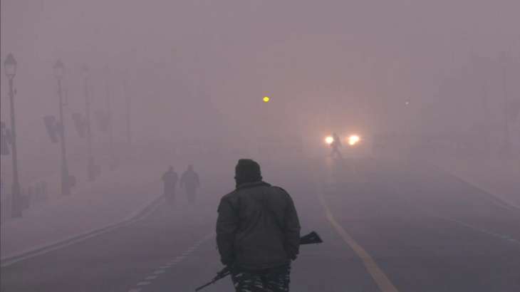 Delhi weather UPDATE: Dense fog grips NCR amid orange alert; several trains, flights delayed ...