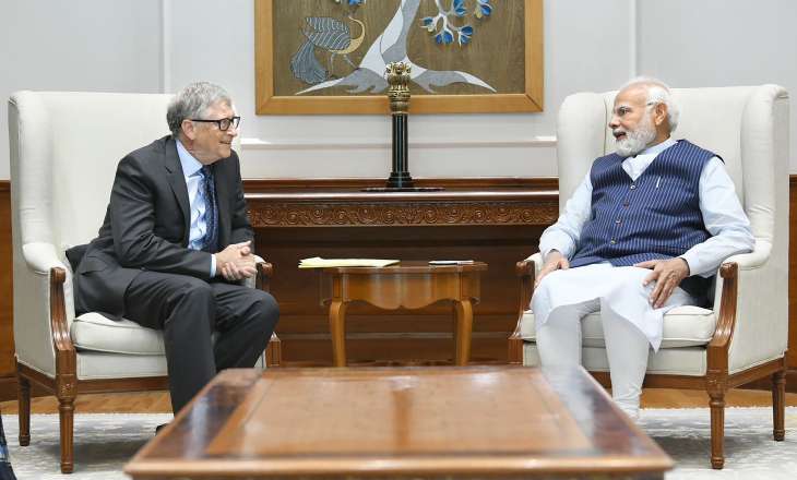 Bill Gates congratulates PM Modi on 100th episode of Mann Ki Baat ...