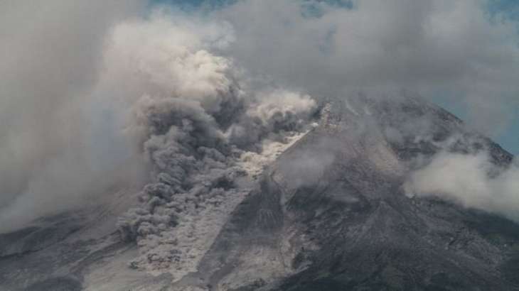 Indonesia Mount Merapi Volcano Spews Hot Clouds Lava In New Eruption