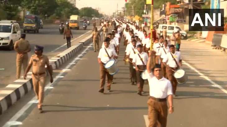 Tamil Nadu: RSS members conduct route marches in 45 different locations ...