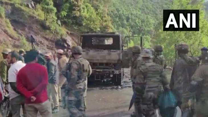 Jammu and Kashmir: 5 jawans martyred in terror attack in Poonch, Army chief briefs Defence ...