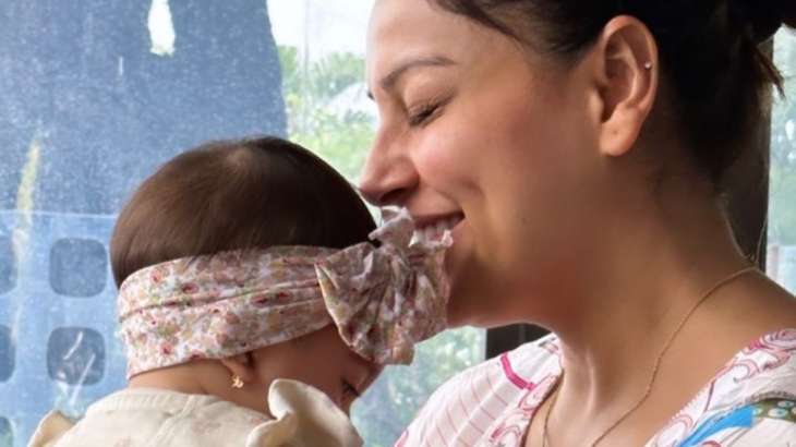 Bipasha Basu breaks down as she reveals her daughter Devi was born with ...