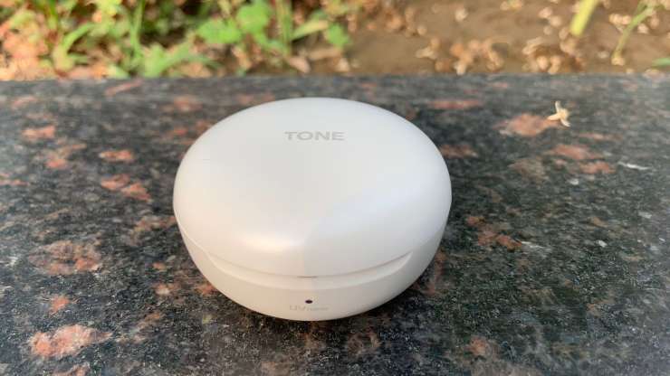 LG Tone FP-9W true wireless earbuds review price performance music call ...