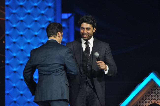 Hug Day 2018 Special: 6 famous hugs of Bollywood that ruled internet ...