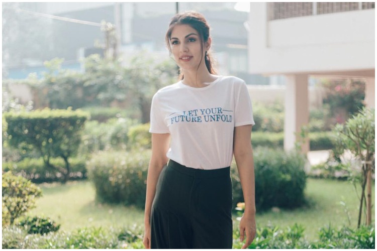 10 charismatic pictures of Rhea Chakraborty which will make you crush ...