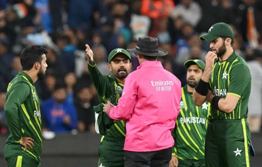 IN PICTURES | Relive final thrilling moments of India's historic win ...