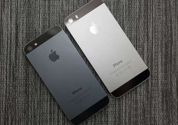 Apple iPhone 5S, 5C sales top 9 million in first weekend | India News ...