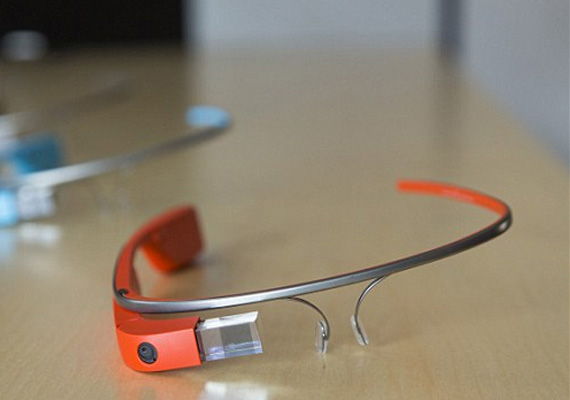 Google releases first official etiquette guide for its smart specs ...