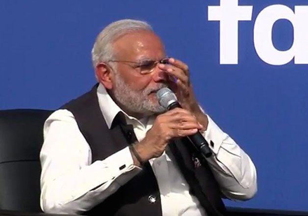 PM Modi meets Mark Zuckerberg at Facebok headquarters | India News ...