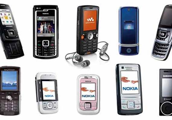 Mobile Phones Becoming Multi-Tasking Devices : ASSOCHAM | India News ...