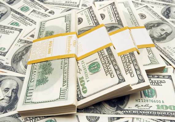 10000 dollars in rupees store