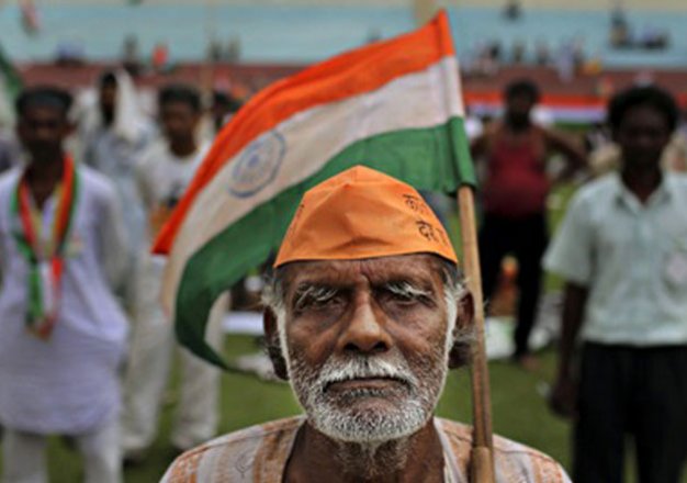 These funny pictures describe Budget 2015 for the common man!-IndiaTV ...