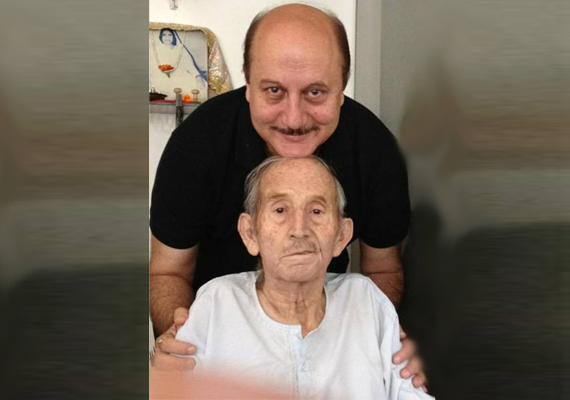 Anupam's Father P N Kher Passes Away | Bollywood - India TV News