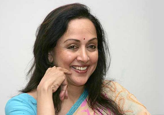 Hema Malini gets P.C. Chandra award | Bollywood News – India TV