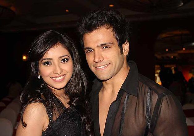Rithvik, Asha to host TV show together for first time | Bollywood News ...