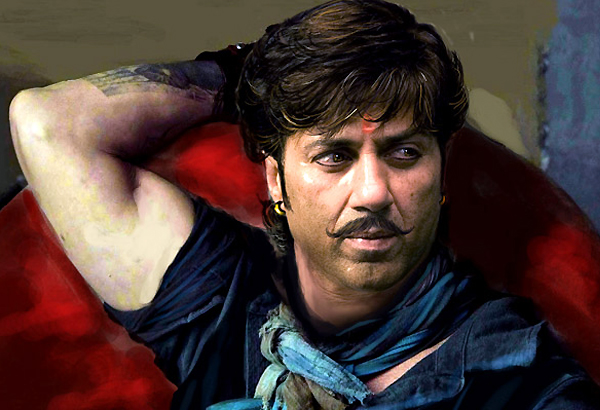 Sunny Moving Out Of Comfort Zone For 'Bhaiyaaji', Says Neeraj Pathak ...