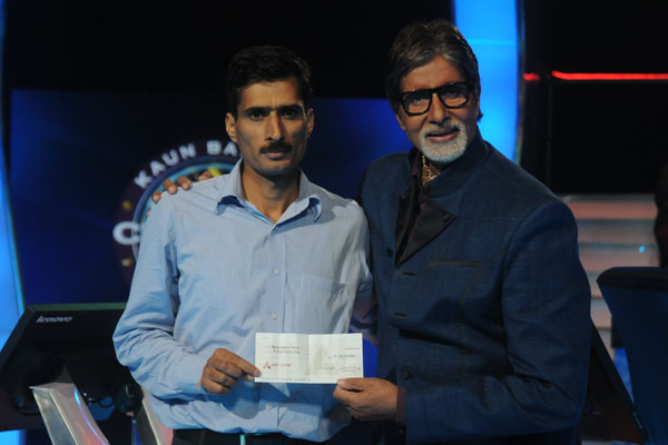'KBC 6' gets first crorepati in Kashmir's Manoj Raina | Bollywood News ...