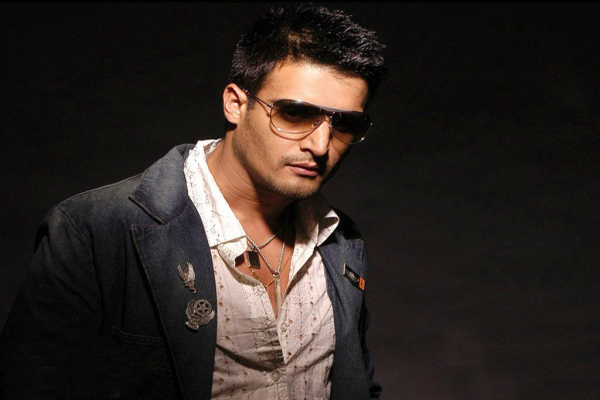 "Vikram and I wanted to work together for years" | Bollywood News ...