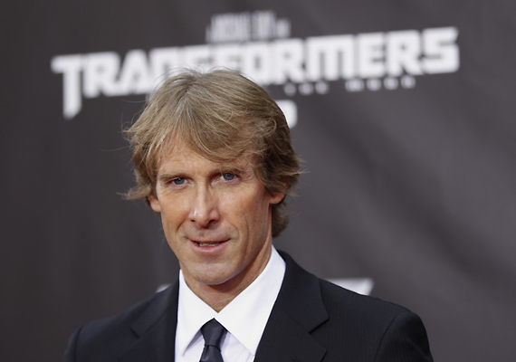 Fourth 'Transformers' Shapes Up For Bay To Direct | Hollywood News ...
