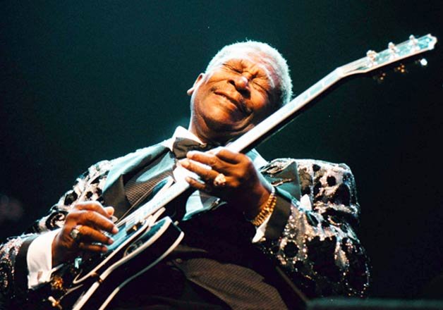 Legendary Blues singer B.B .King passes away at 89- India TV News ...