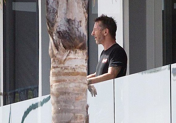 AC/DC drummer denies murder threat, drug possession | Hollywood News ...