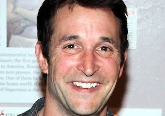 Noah Wyle puts on show is charm, sends flowers to stranger | Hollywood ...