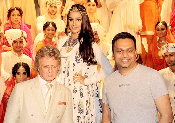 Shraddha Kapoor looks enthralling in Rohit Bal's collection for Jabong ...