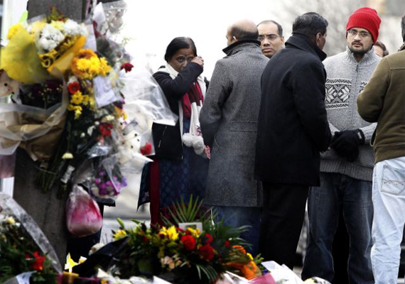 Weeping Parents Of Anuj Bidve Pay Emotional Visit To Crime Scene In UK ...