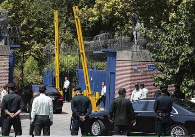 British foreign secretary reopens embassy in Tehran after 4 years ...