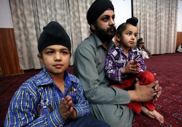 Sikhs living in Afghanistan feel alienated, pressured to leave country ...