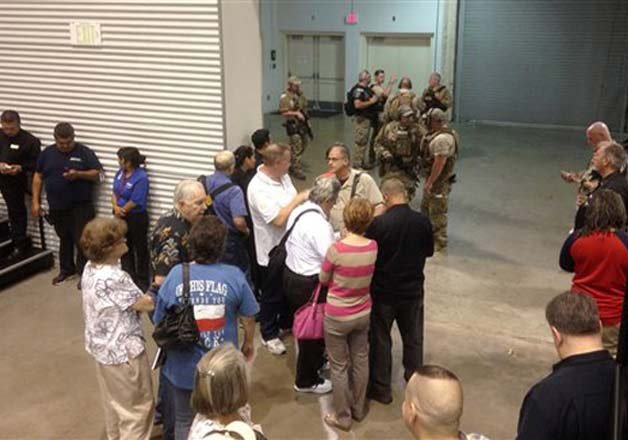 Shooting at Prophet Muhammad cartoon contest in Texas-IndiaTV News ...