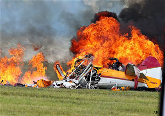 Wing walker, pilot die in crash at Ohio air show | World - India TV News