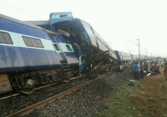 3 dead, 37 injured as Mangala Express derails near Nashik | India ...