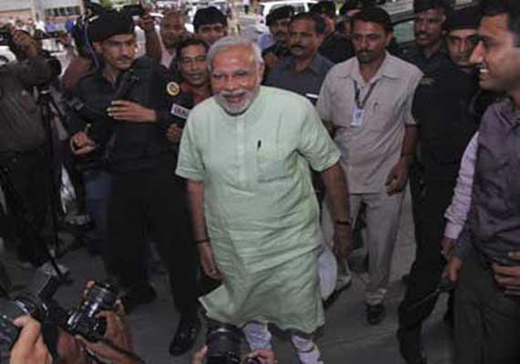 BJP MLAs felicitate Modi as exit polls predict NDA victory | India News – India TV