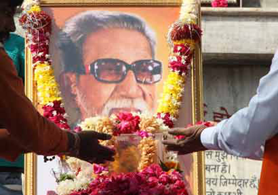 Huge crowds expected at Shivaji Park on Bal Thackeray death anniversary ...