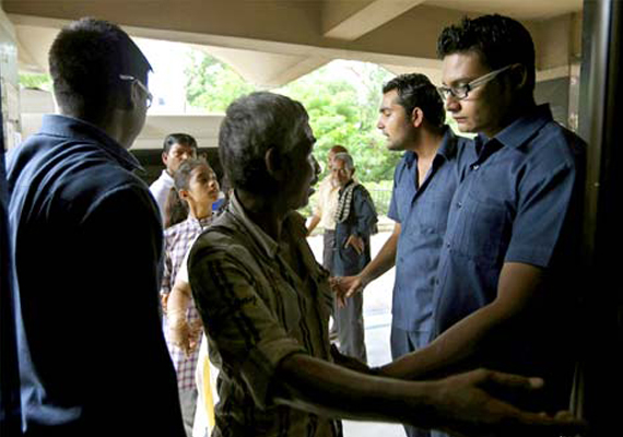 Delhi DDU hospital appoints bouncers to protect doctors | India News ...