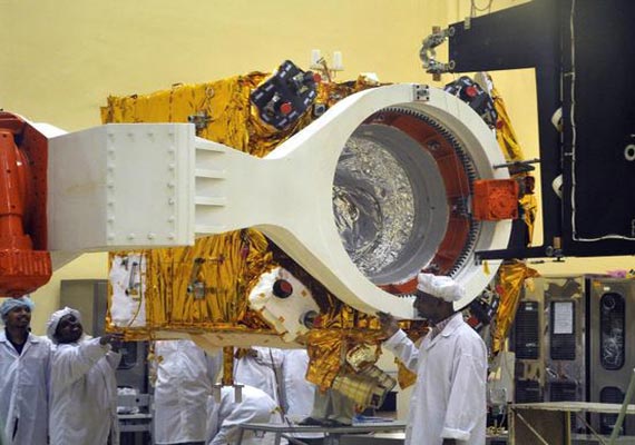 India's Mars satellite mated with rocket | India News – India TV