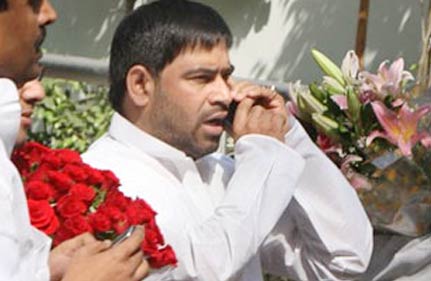 Congress Suspends Sadhu Yadav | India News – India TV