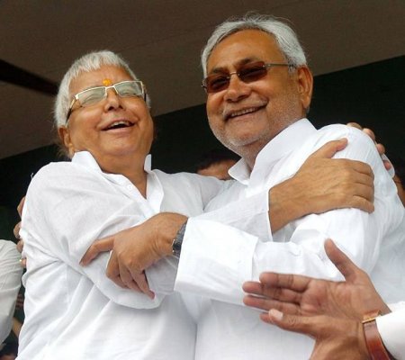 Fodder scam: HC reserves order against Nitish and Shivanand Tiwari ...