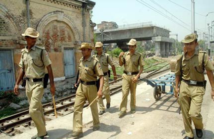 Eight Policemen Killed, 35 Rifles Looted By Maoists In Bihar | India ...